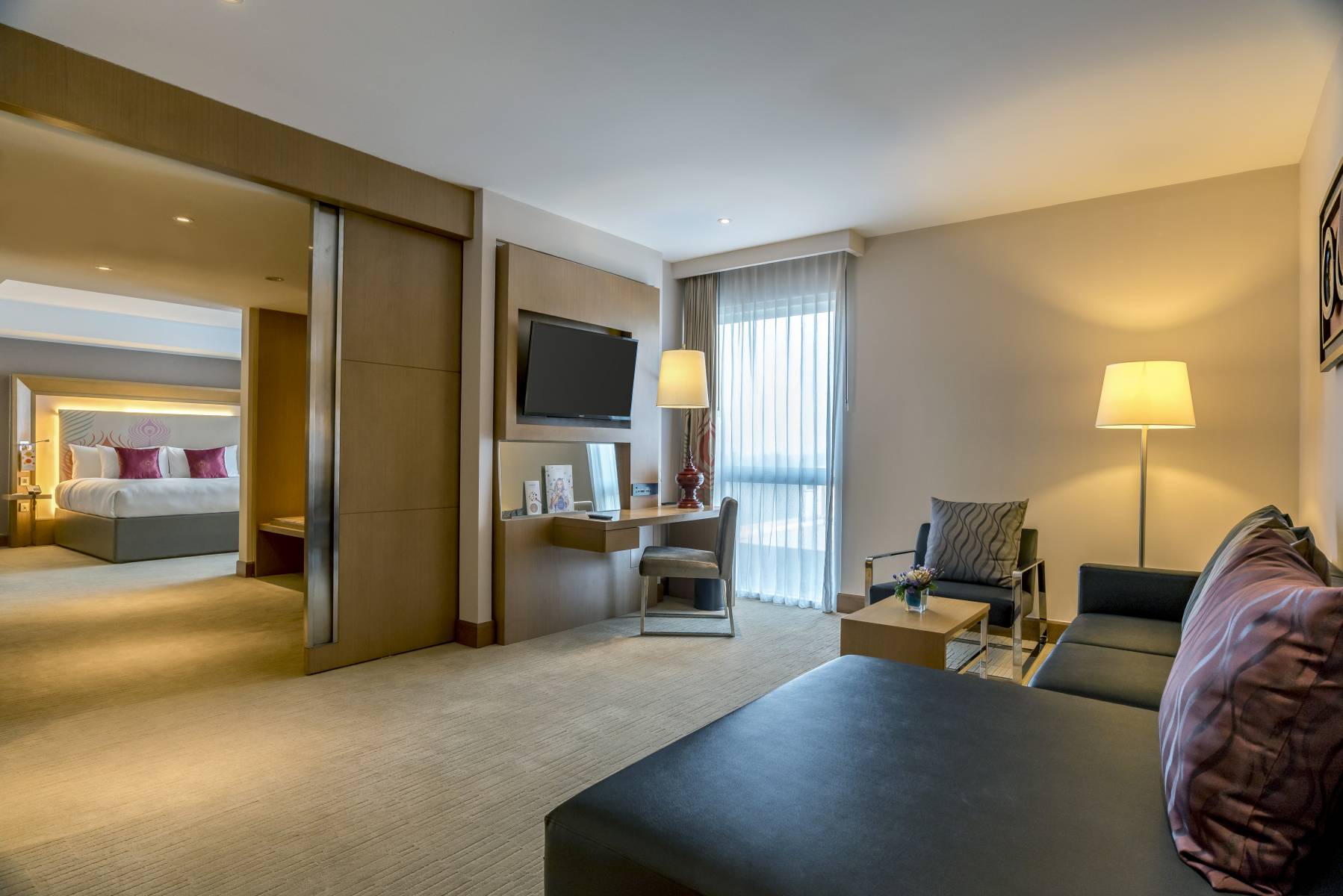 Deluxe Suite Room | Novotel Yangon Max
